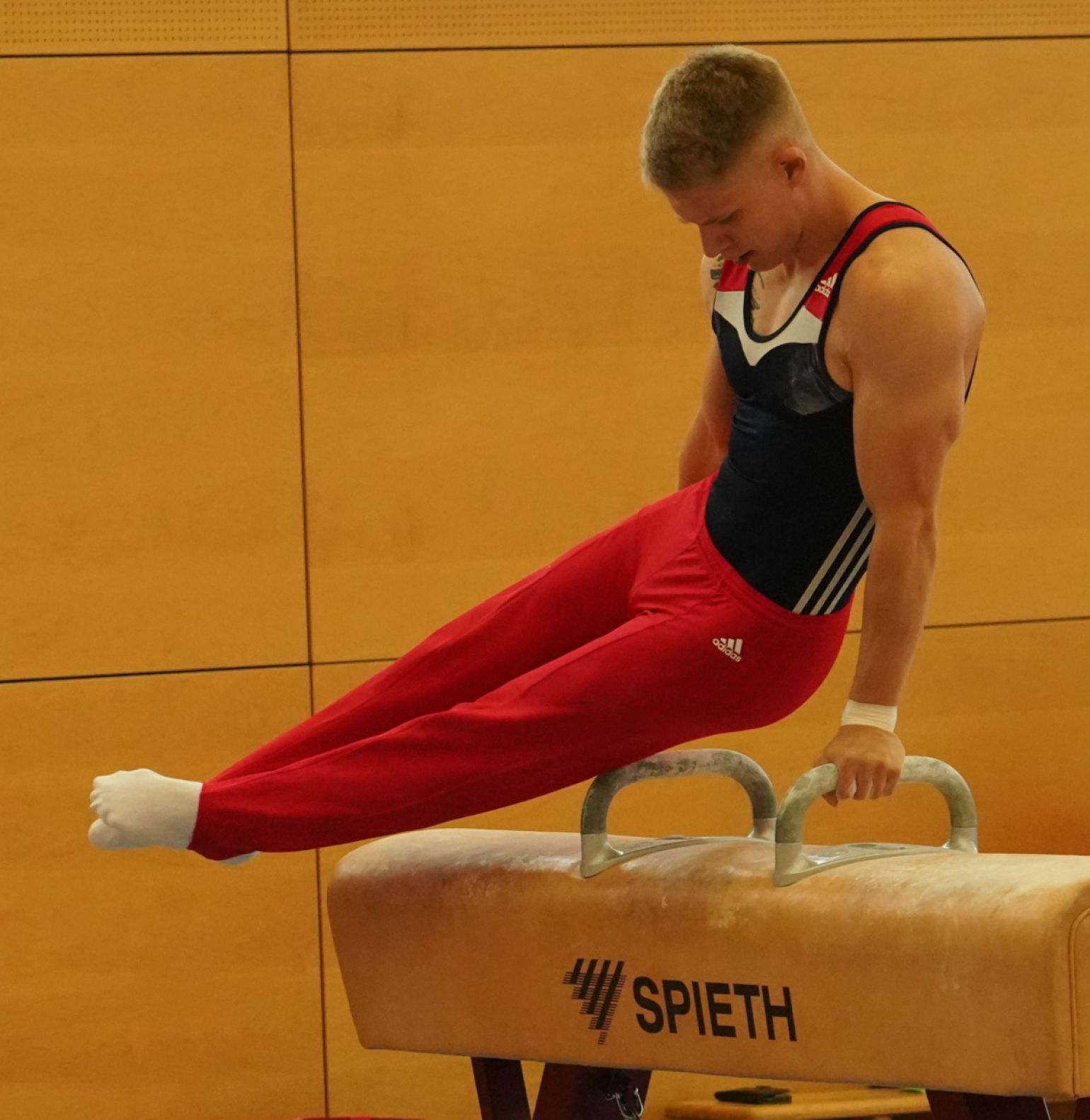 Badisches Derby im Freundschaftsmodus - Kunstturnen TV Bühl